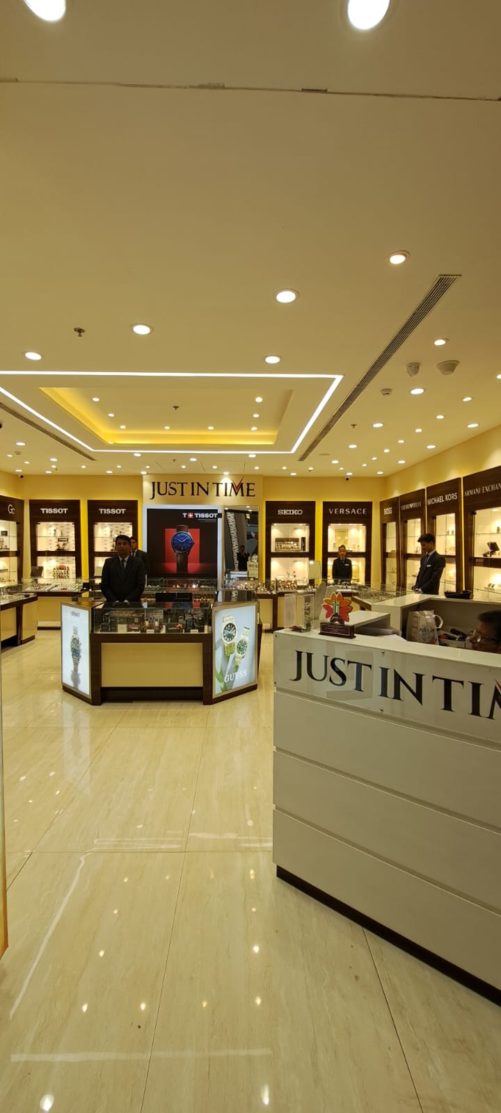 Premium Watch Shop in Ahmedabad | Just In Time