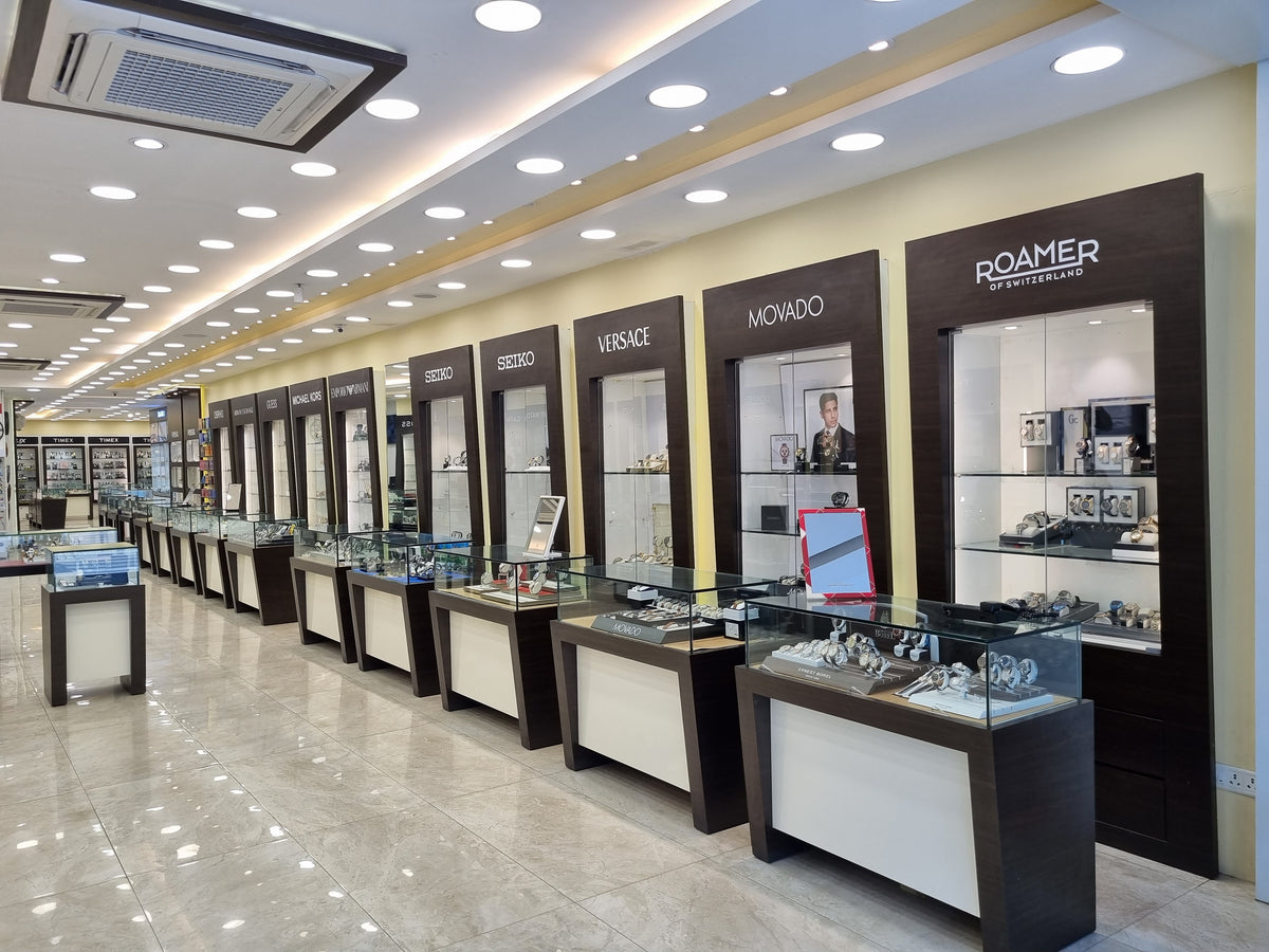 Best Luxury Watch Store in Ghod Dod | Just In Time