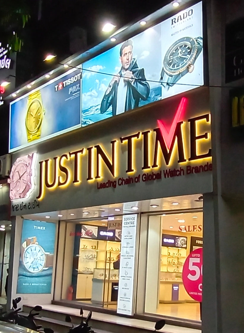 Premium Watch Store in Varachha | Just In Time